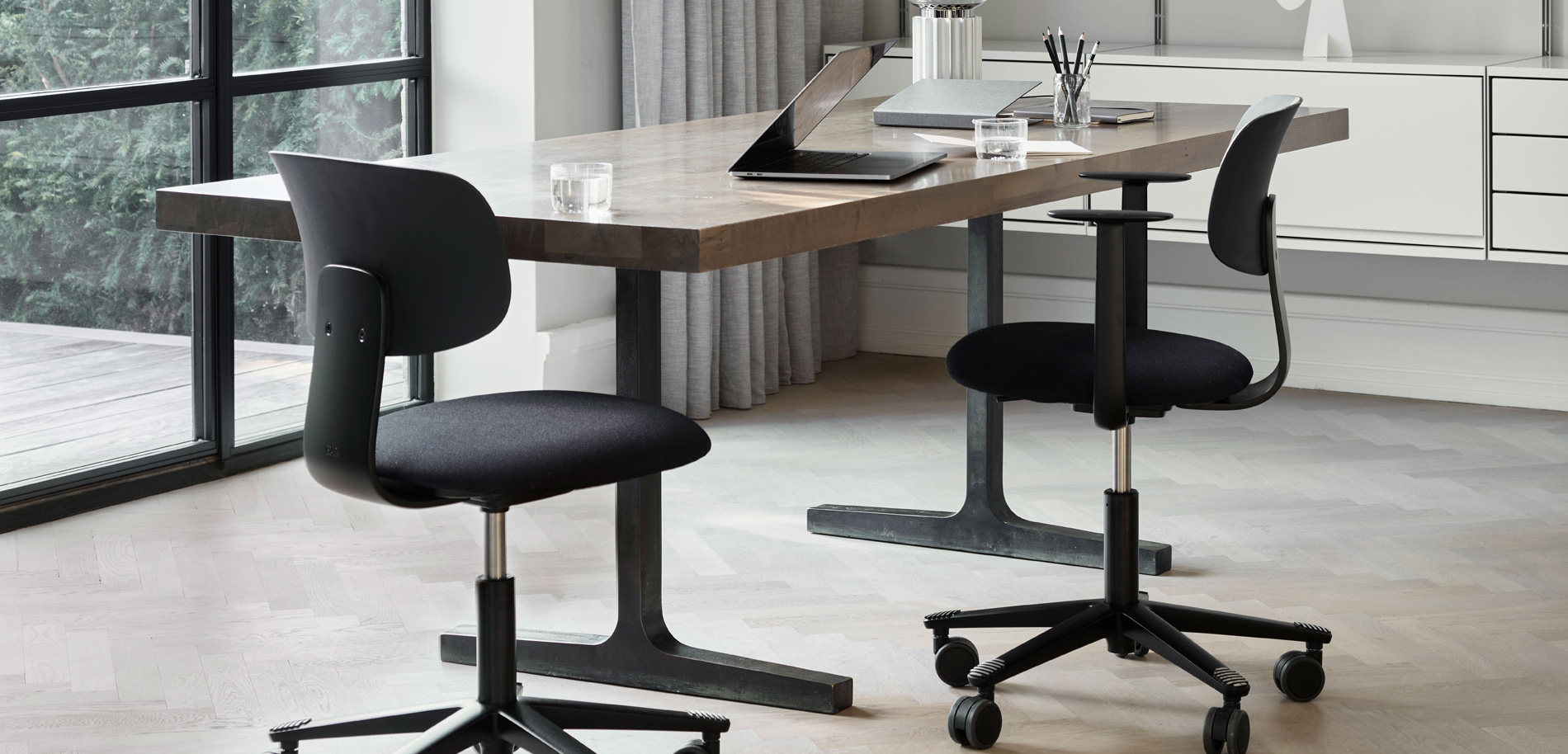 Sitzen als Teil einer Bewegung: HÅG Tion von Flokk - COLD PERFECTION