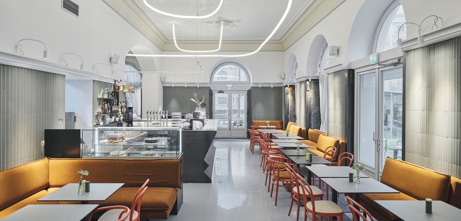 Lebendiges Weltkulturerbe in Wien: Café Bellaria - COLD PERFECTION