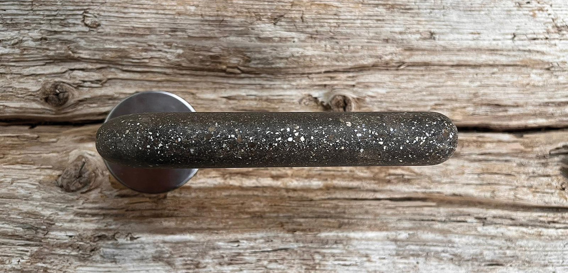 Der Griff zur Natur: Randi MOOM - COLD PERFECTION